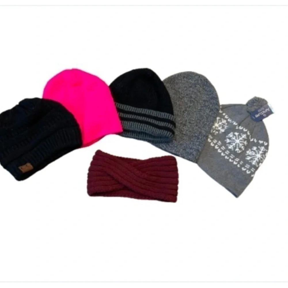 Accessories | Stylish Womens Hats And Toques Plus An Ear Headband Lot ...